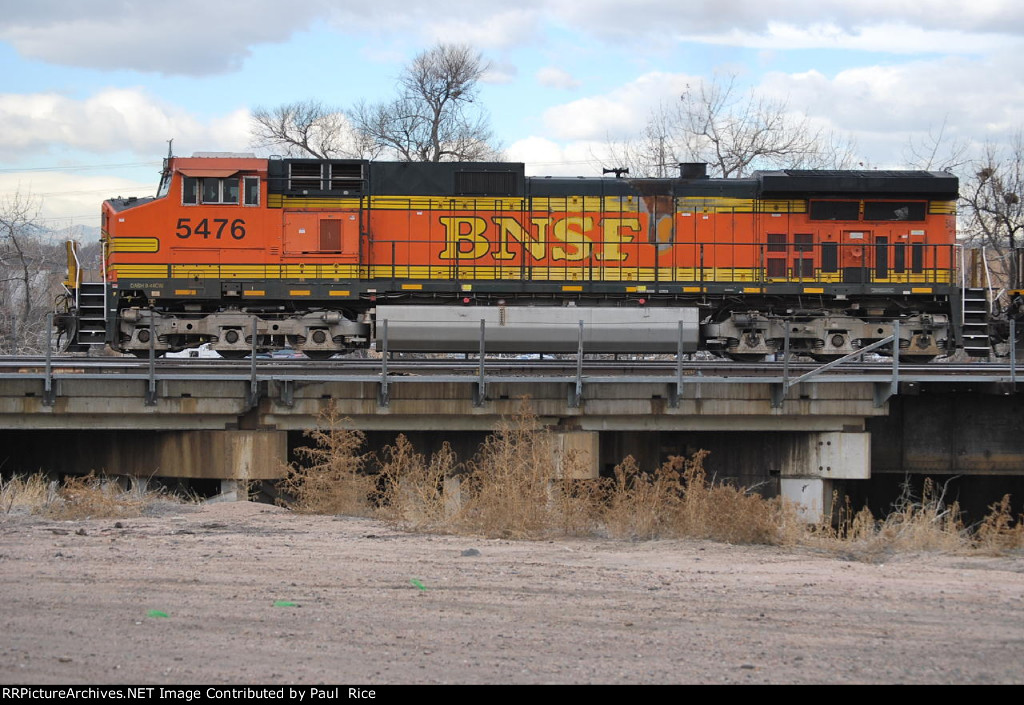 BNSF 5476